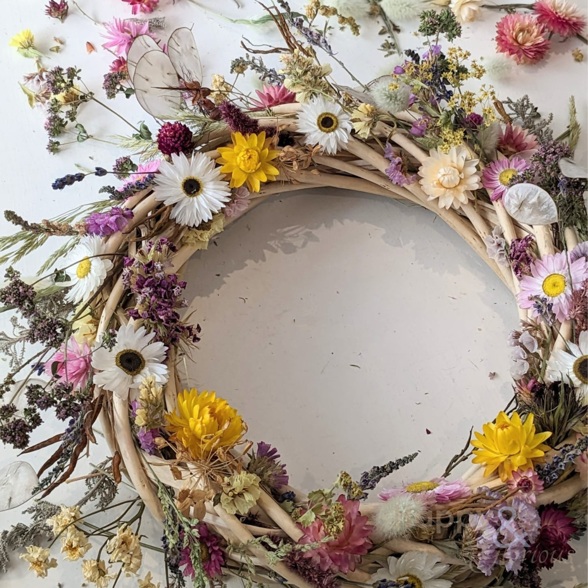 Spring dried flower wreath workshop - Visit Canterbury